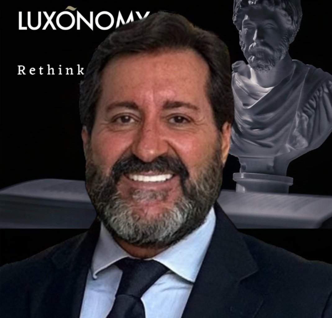 Pablo Gutiérrez-Ravé Villalón, autor en LUXONOMY