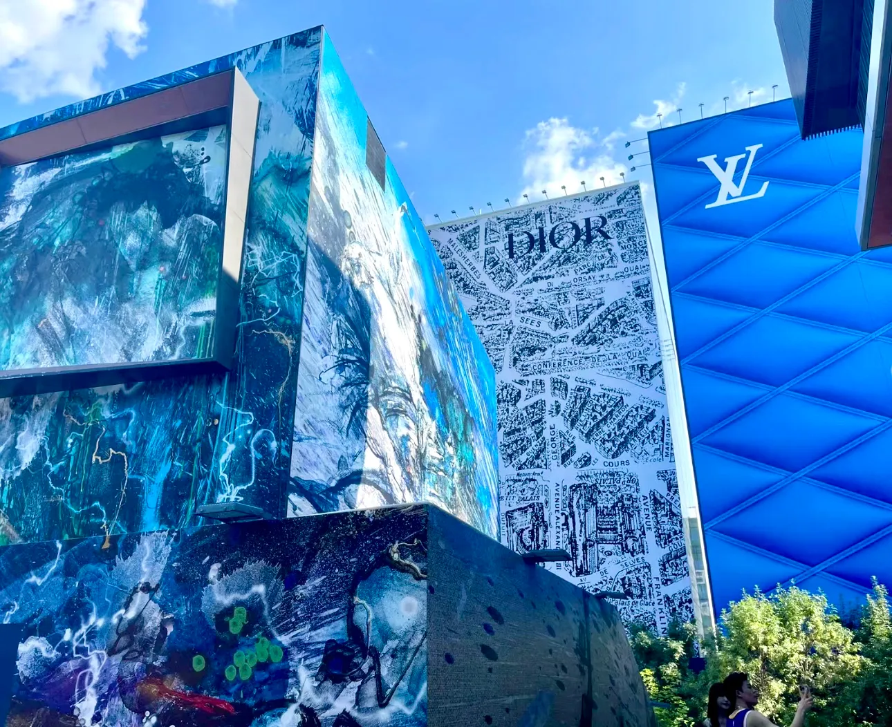 LVMH Accelerates Its Reconquest of China with Four Strategic Megastores ...